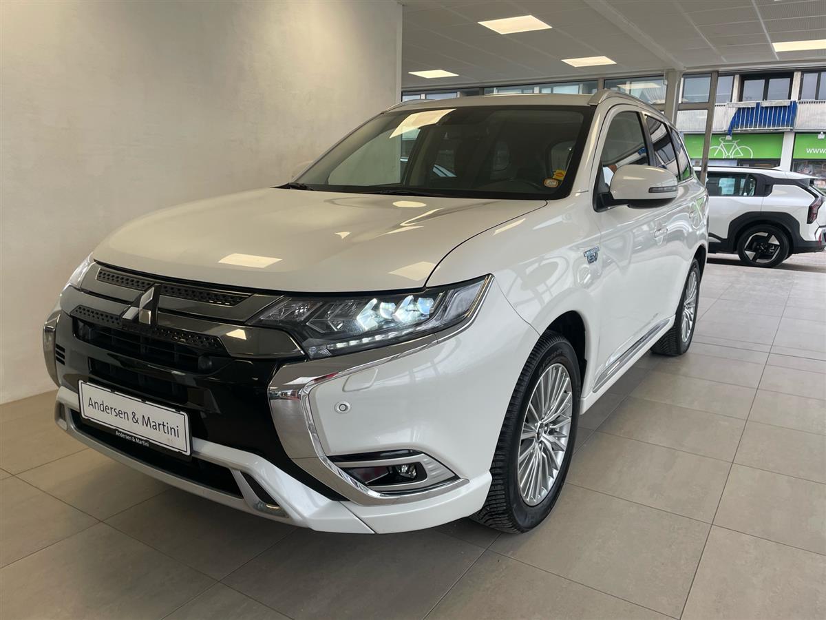 Mitsubishi Outlander 2,4 PHEV Plugin-hybrid Intense 4WD 224HK 5d 6g ...