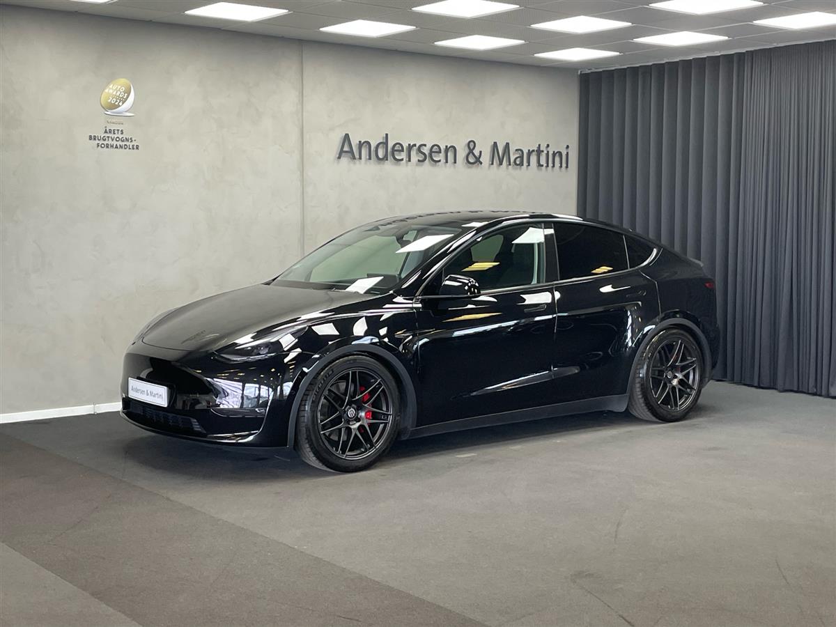 Tesla Model Y EL Performance AWD 534HK 5d Aut. på lager